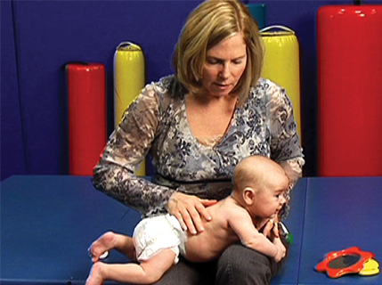 Tummy time to strengthen your baby's muscles - HSE.ie